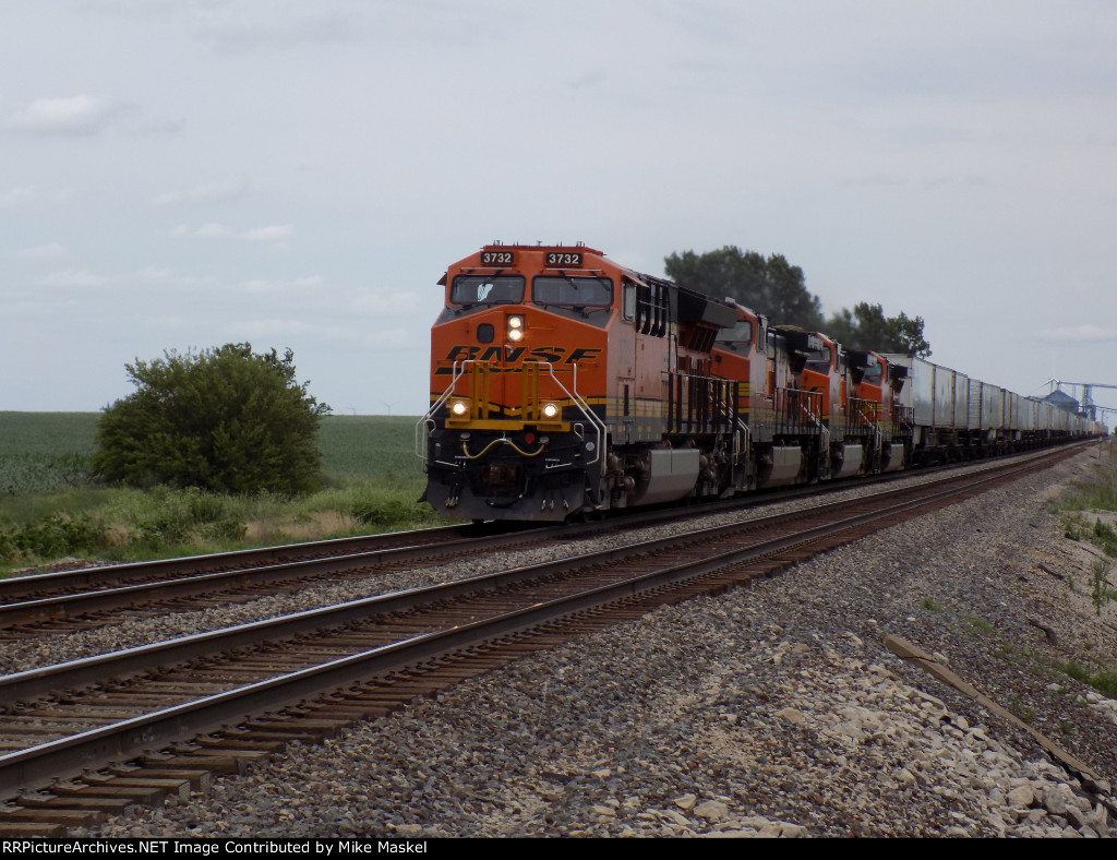 BNSF 3732